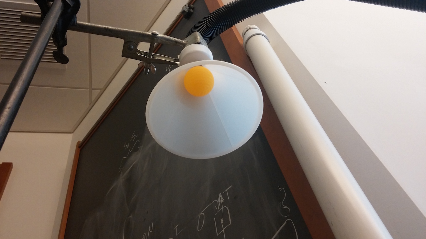 Air-flow levitation | Swarthmore Physics Demonstrations
