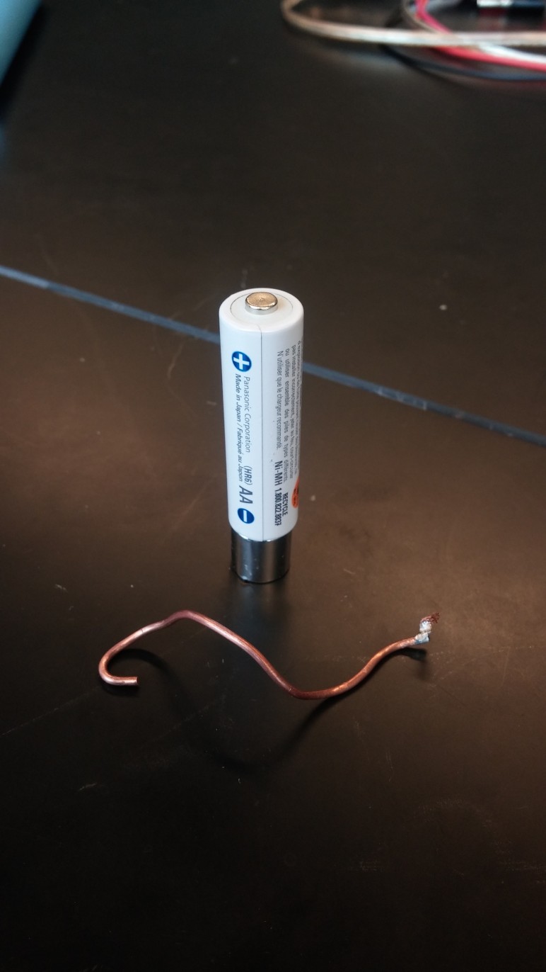 Homopolar Motor | Swarthmore Physics Demonstrations